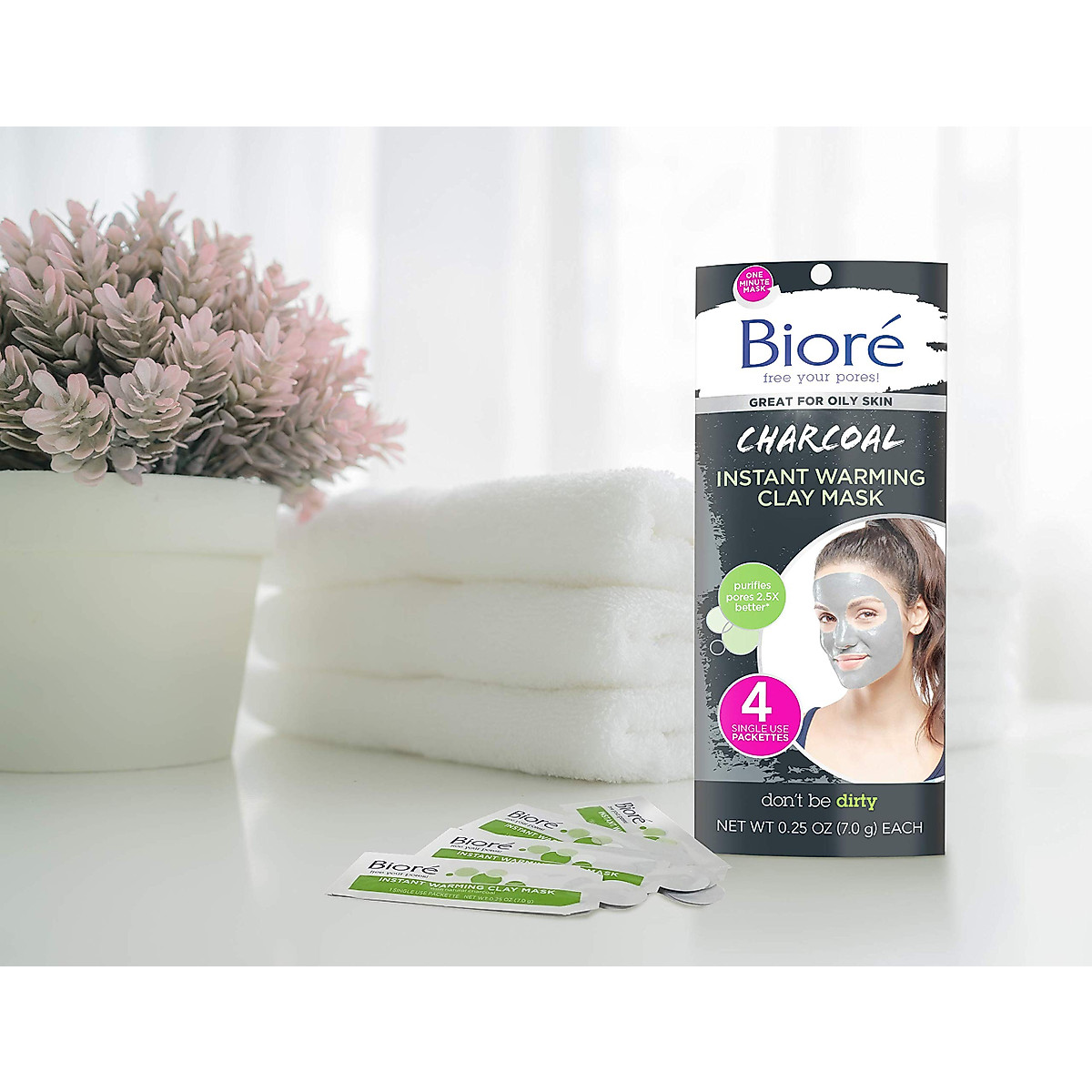 Bioré Charcoal Instantly Warming Clay Facial Mask for Oily Skin, with Natural Charcoal, Cleanse Clogged Pores, Dermatologist Tested, Non-Comedogenic, Oil Free,1 Pack (4 Count)