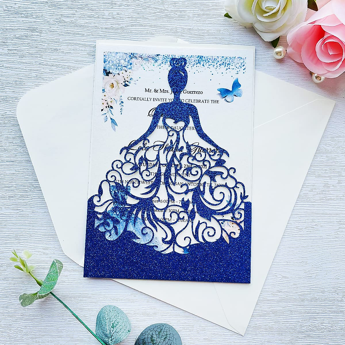 KUCHYNEE 5.12 x7.28 inch 20PCS Royal Blue Glitter Quinceanera Invitations Kit Laser Cut Hollow Girl Princess Pocket with Envelopes Quinceanera Invitations for Quinceanera Bridal Shower Invite