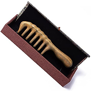 Moreinday Comb Wide Tooth Comb for Curly Hair Detangling Comb Hand Made Wooden Comb Natural Wood Comb for Women Men - Green Sandalwood