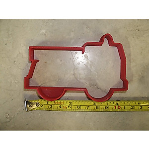 FIRE TRUCK FIRETRUCK ENGINE VEHICLE FIREMAN SAM COOKIE CUTTER MADE IN USA PR909
