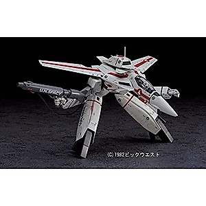 Hasegawa Robotech Macross VF-1J/A Gerwalk Valkyrie 1/72 Scale Model Kit
