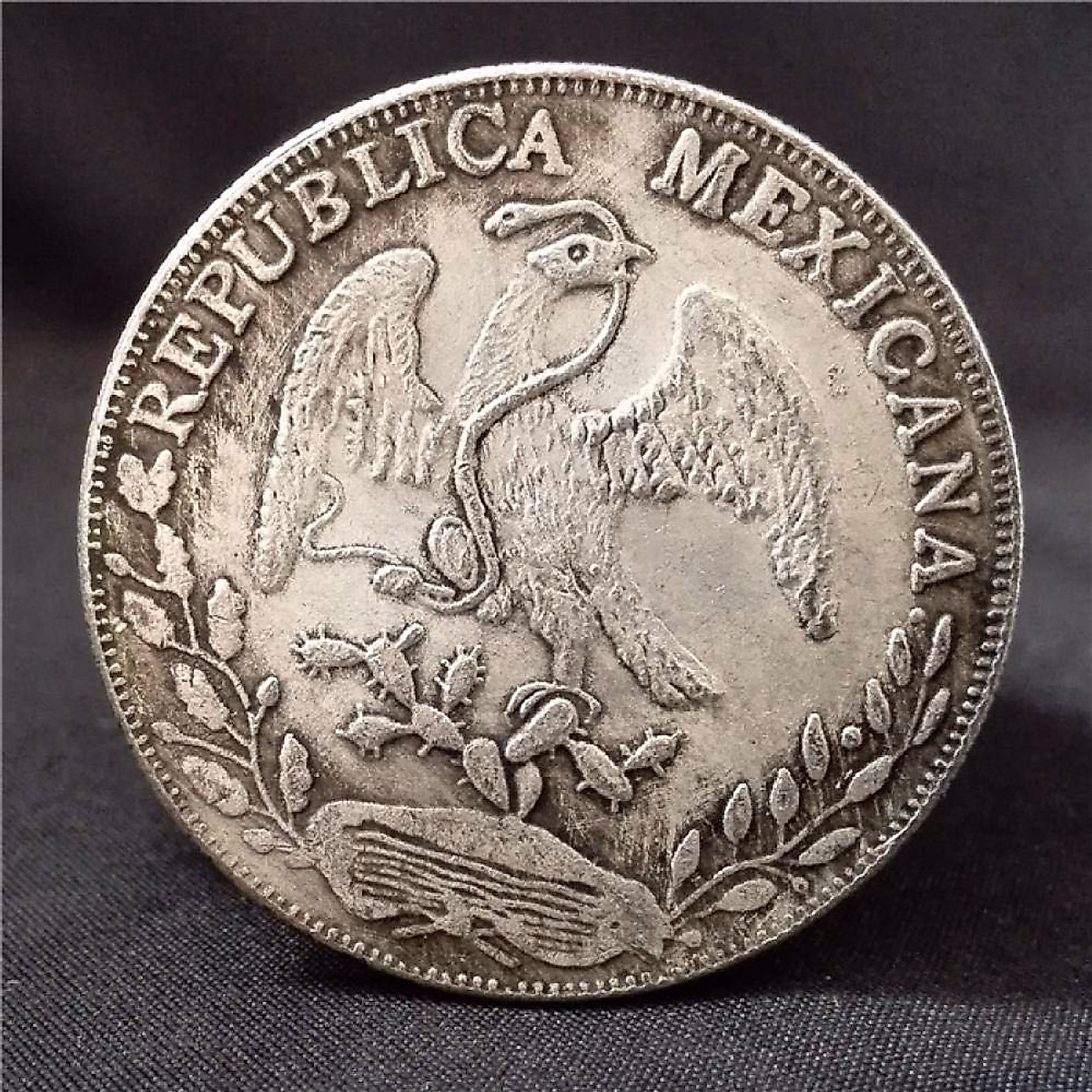 MKIOPNM Exquisite Coin Mexican Silver Dollar 1882 Round Lace Ink Eagle Yang Yingyang Commemorative Great Qing Collection American Coins Perfect Replacement for Original