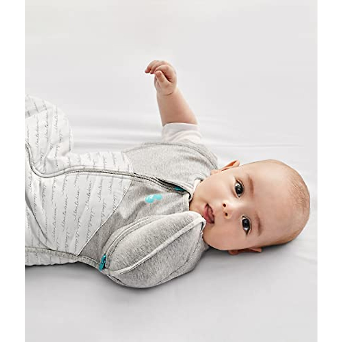 Love to Dream Swaddle UP Transition Bag Warm 2.5 TOG, Dreamer White, Medium, 13-19 lbs, Patented Zip-Off Wings, Gently Help Baby Safely Transition from Being Swaddled to Arms Free Before Rolling Over