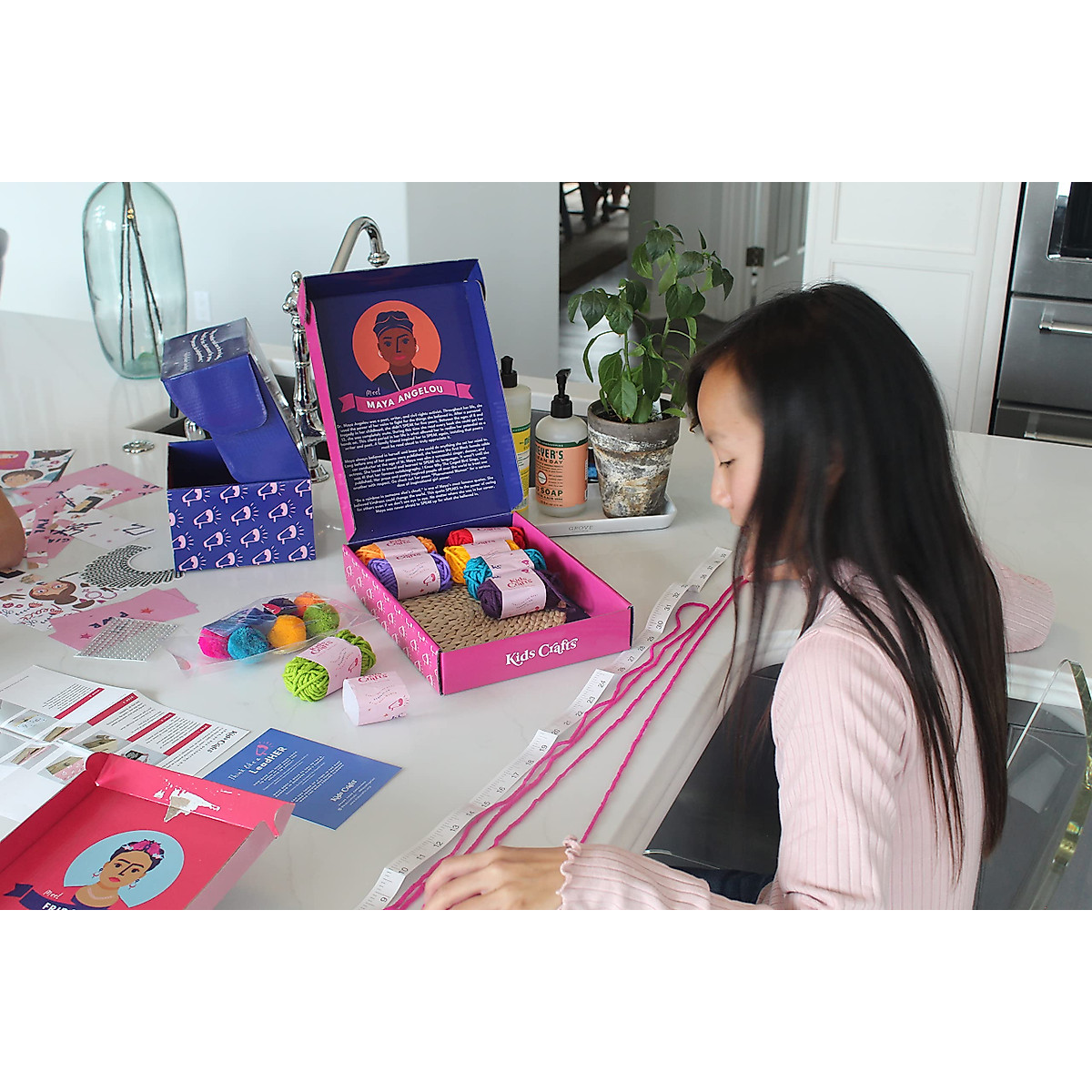 Kids Crafts Rainbow Wall Hanging Arts & Crafts Kit - Fun DIY Craft Activity for Creative Gifts for 10 Year Old Girl