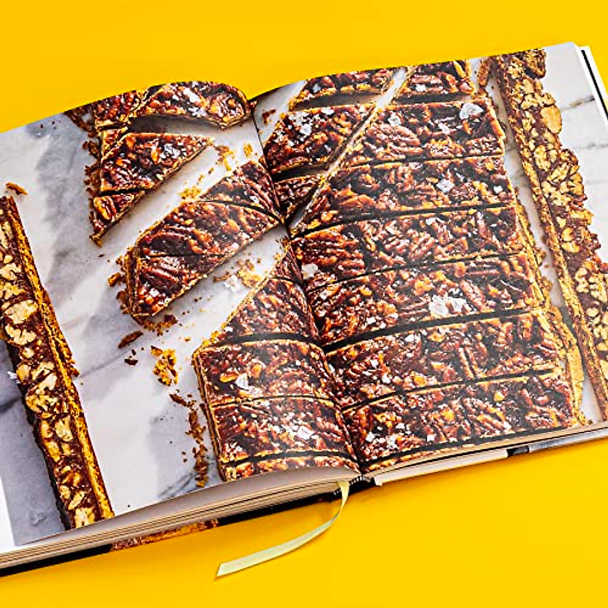 Tartine: Revised Edition: A Classic Revisited: 68 All-New Recipes + 55 Updated Favorites