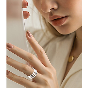 LOYALLOOK 4Pcs 316L Stainless Steel Stackable Knuckle Midi Rings for Women's Minimalist Chevron V Ring Line Adjustable Nail Thumb Ring Set