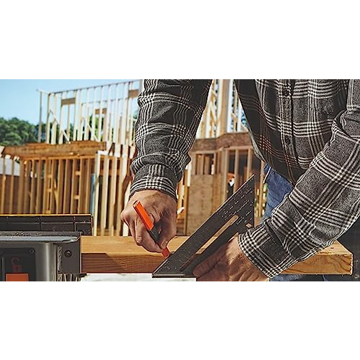 BOSCH GKS18V-22LB25 18V Brushless Blade-Left 6-1/2 In. Circular Saw Kit with (2) CORE18V 4 Ah Advanced Power Batteries