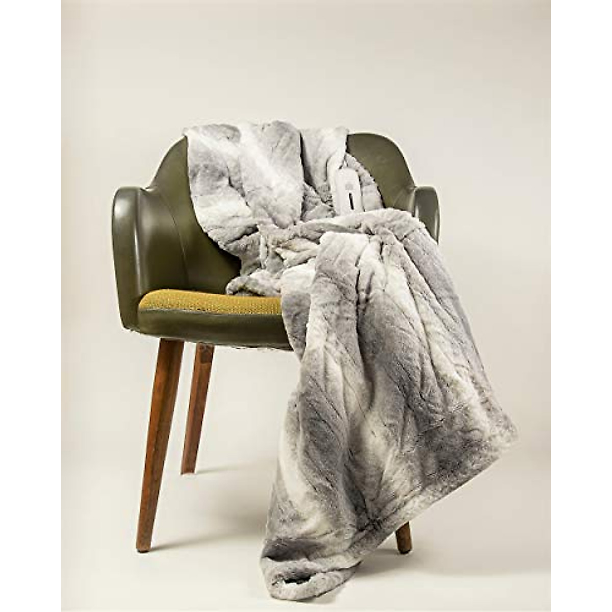 Luxe Faux Fur Soft Plush 100% Animal-Free Electric Throw Heated Blanket with Uniform Heating, 8.5' Power Cord, Handheld Controller with 4 Heat Settings, Grey/White, 50 x 60 in