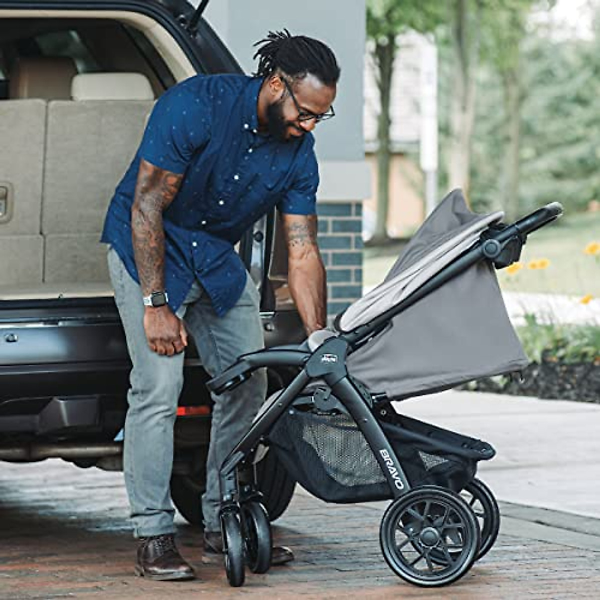 Chicco Bravo LE Trio Travel System, Bravo LE Quick-Fold Stroller with KeyFit 30 Zip Infant Car Seat, Car Seat and Stroller Combo | Driftwood/Grey