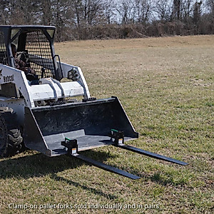 Titan Attachments Single Heavy-Duty 60" Clamp-on Pallet Fork, 47" x 4" Fork Length, Rated 6,000 LB, Easy to Install on Loader or Skid Steer Bucket