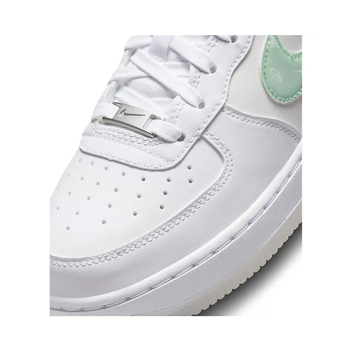 Nike Air Force 1 LV8 GS (Big Kid) White/Mint Foam/White/Phantom 5.5 Big Kid M