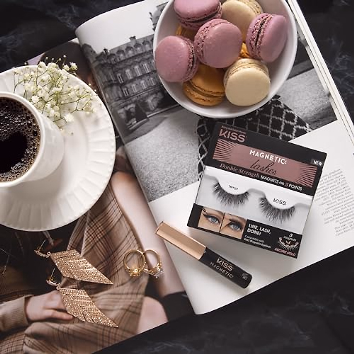 KISS Magnetic Lashes, Tempt, 1 Pair Synthetic False Eyelashes With 5 Double Strength Magnets, Wind Resistant, Dermatologist Tested Fake Lashes Last Up To 16 Hours, Reusable Up To 15 Times Black