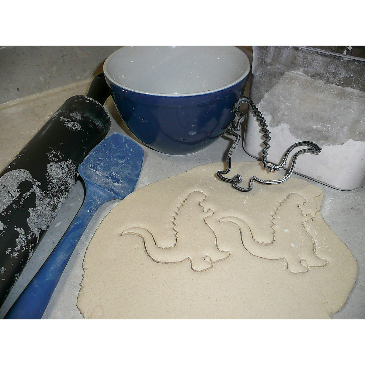 GODZILLA VS KING KONG MONSTER BATTLE MOVIE FILM SET OF 2 COOKIE CUTTERS USA PR1513