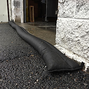 Quick Dam Grab & Go Flood Kit includes 10- 5-ft Flood Barriers in Bucket (QDGG5-10), Orange