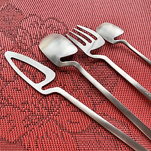 Matte Silver Cutlery Set 24 Pack,Kitchen Silverware/Flatware Anti-rust Utensil Set,Stainless Steel Dinnerware Set Service for 6 Include Knife Fork Spoon,Dishwasher Safe (Matte Silver)
