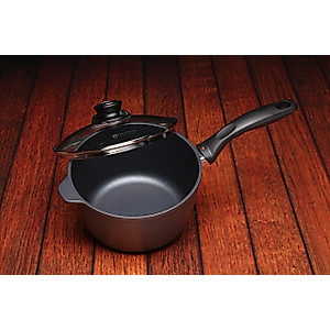 Swiss Diamond 8 Inch, 3.2 Quart Saucepan HD Nonstick Diamond Coated Aluminum Sauce Pan, Includes Lid - Dishwasher and Oven Safe, Grey