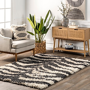 nuLOOM Jolicia Zebra Transitional Shag Area Rug, 8x10, Ivory