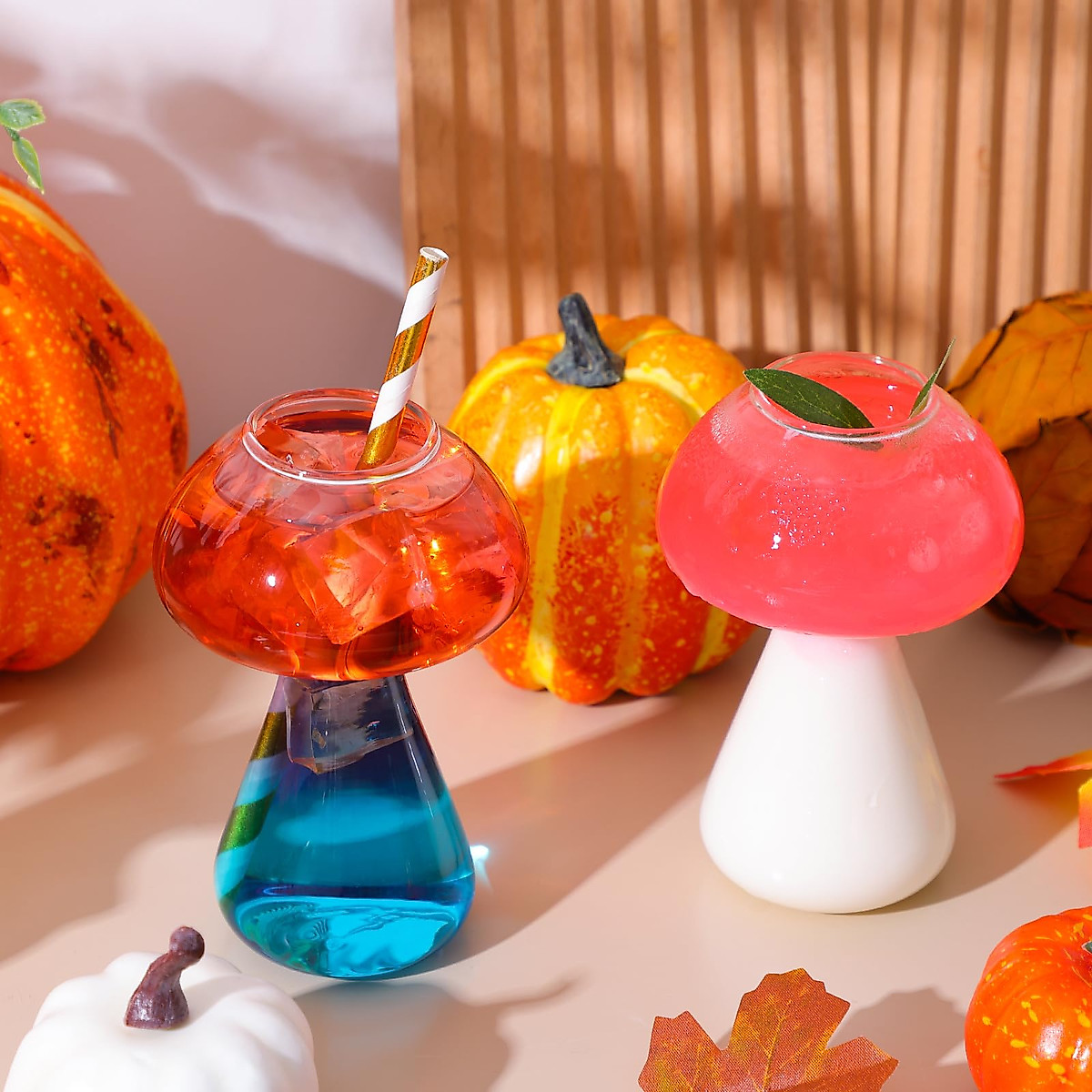 Moretoes 2pcs 8.5oz Mushroom Glasses, Cute Cocktail Glass Creative Martini Glasses Drinks Cup for Juice Wine Champagne (250ml)