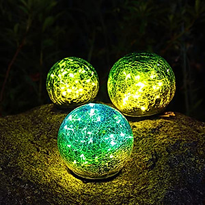 UAMSTYLE Globe Solar Lights Waterproof Decorative 2 Pack Globe Cracked Glass Gazing Ball for Outdoor Garden Decor Decorations Pathway Patio Yard Lawn,Green