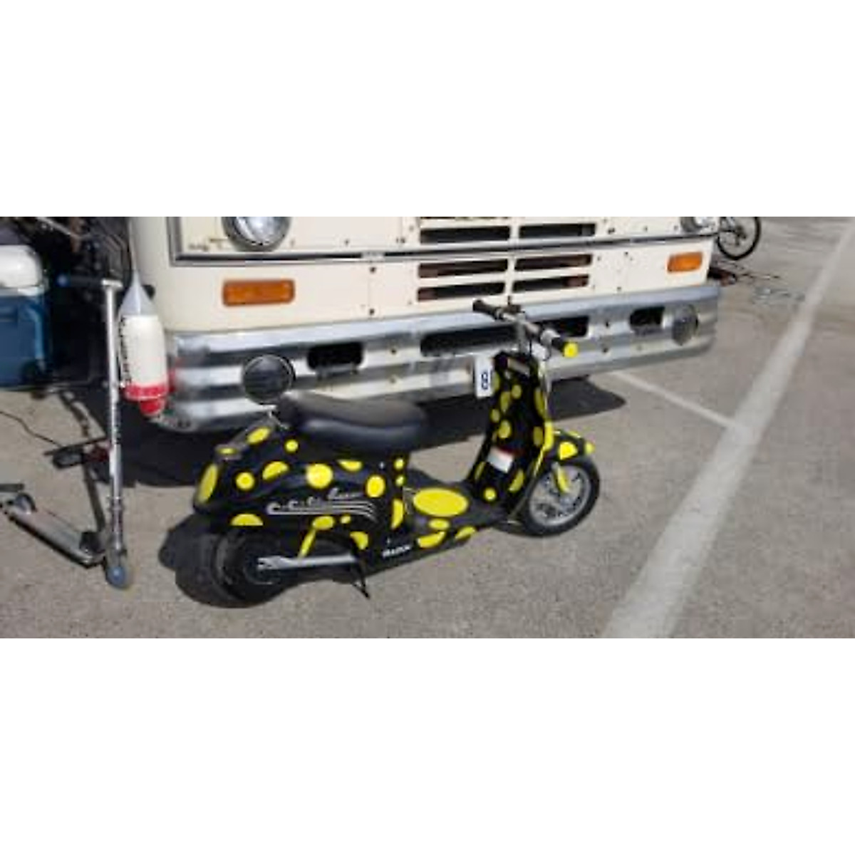 Polka Dot Wall Stickers, Wall Decor Stickers, Wall Dots, Vinyl Circle Room Dot Decals Wall Art Stickers for Bedroom Girls Room Peel and Stick Kids Room Decor (Yellow)