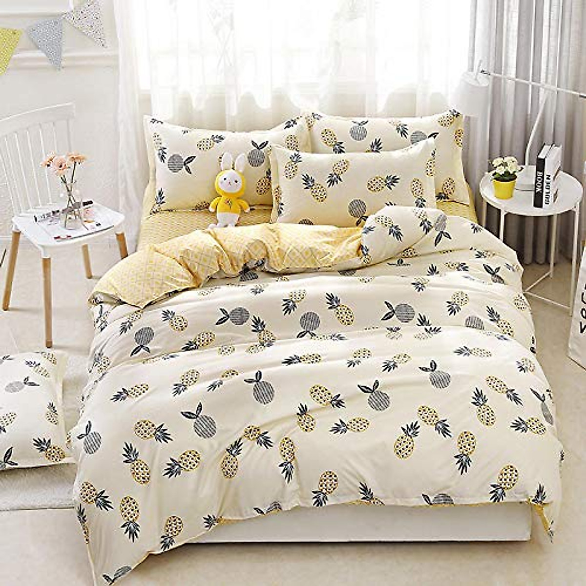 Feelyou Yellow Pineapple Duvet Cover Sets King Size, Cute Tropical Fruit Decor Bedding Set, Ultra Soft Microfiber Comforter Cover with 2 Pillow Shams, Lightweight 3 Pcs Home Bedding Collection,Zipper