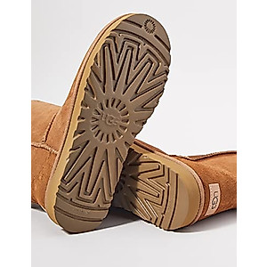 UGG Women's Classic Short II Boot, Chestnut, 8 M US