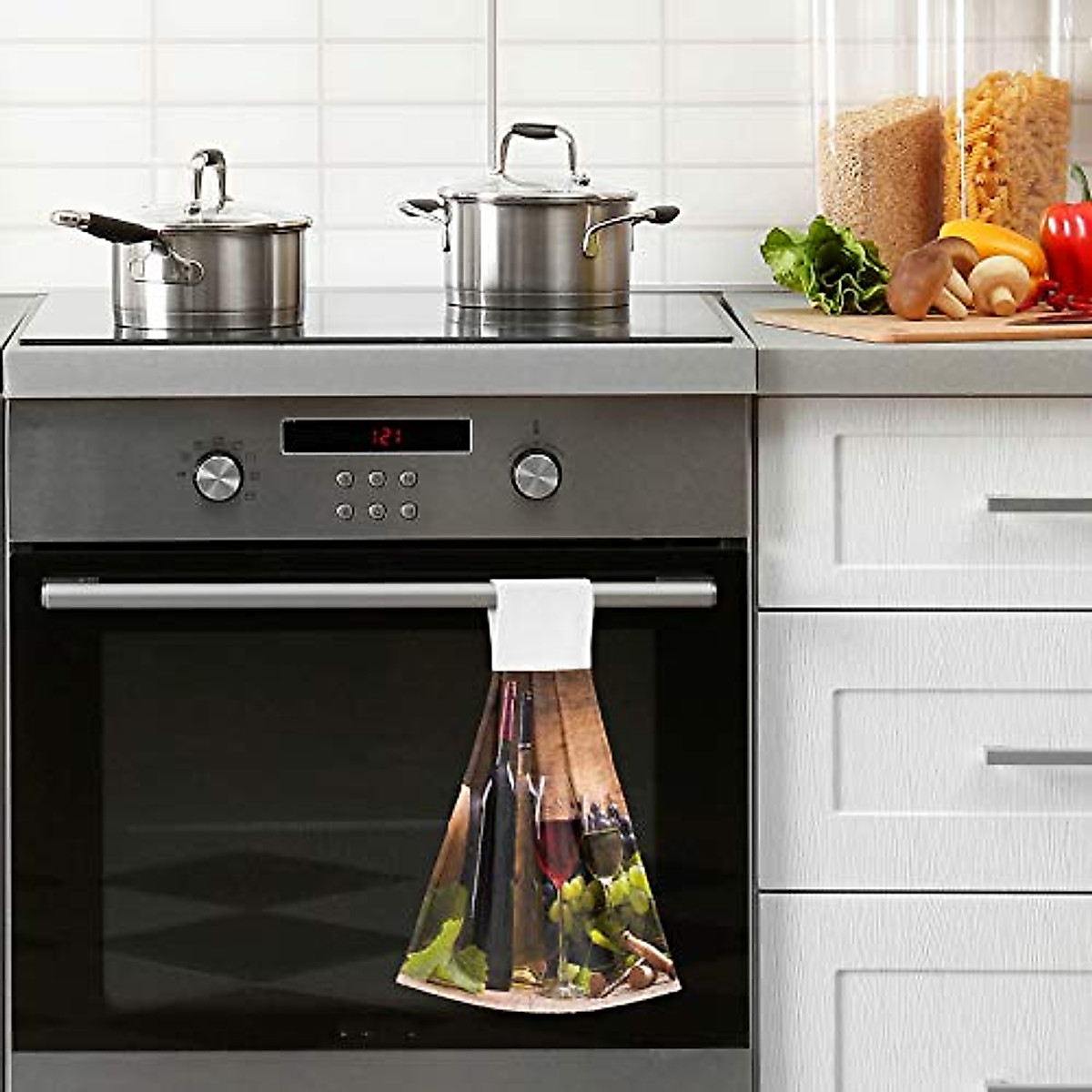 Red White Wine Glasses Kitchen Hanging Towel 12 x 17 Inch Grapes Wooden Hand Tie Towels Set 2 Pcs Tea Bar Dish Cloths Dry Towel Soft Absorbent Durable for Bathroom Laundry Room Decor