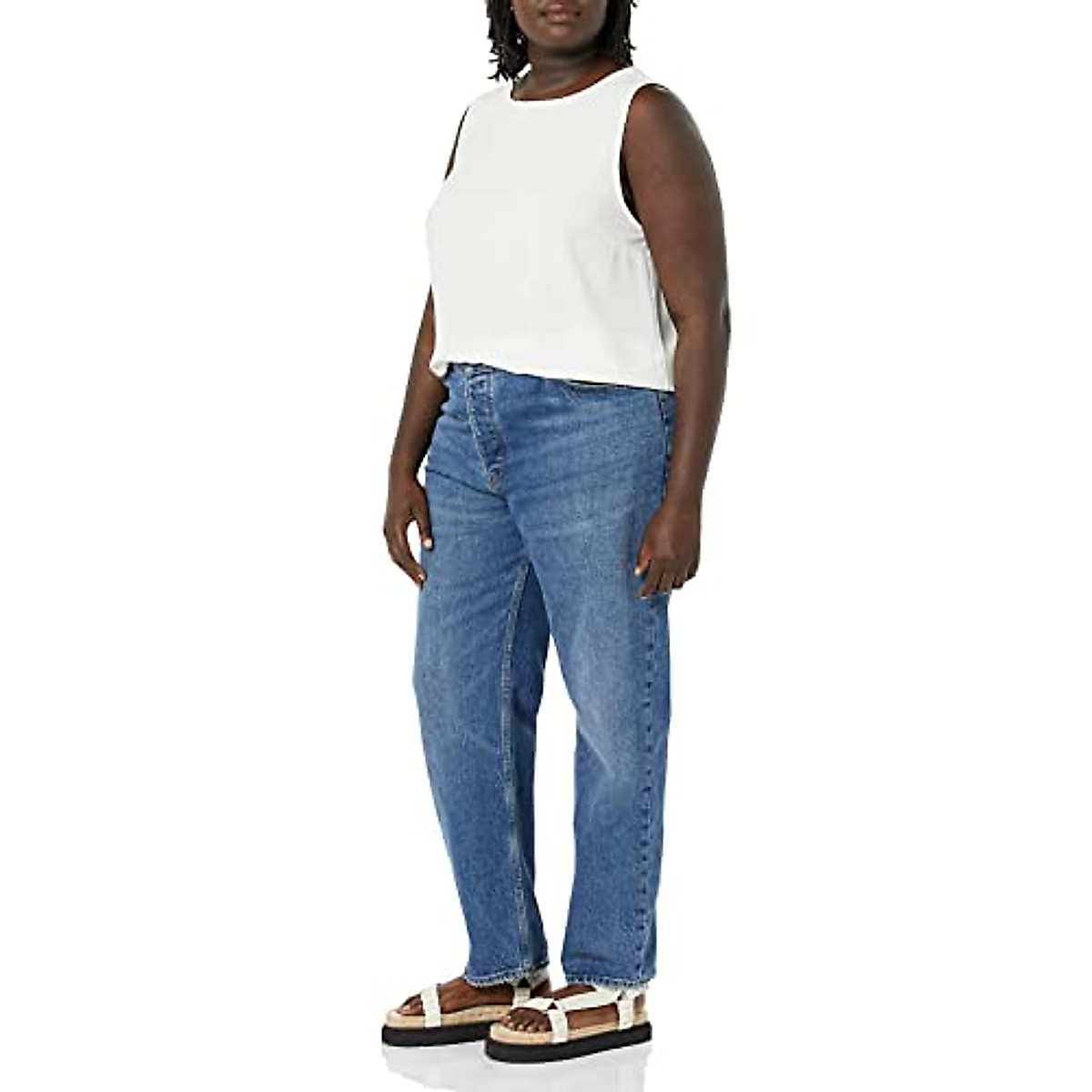 Amazon Essentials Women's Regular-Fit Sleeveless Layering Tank Top Crew Neck, Ivory, Large