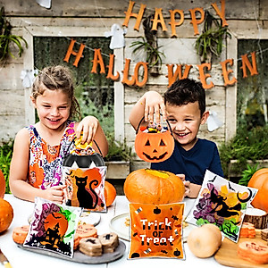 Eunvabir 160 PCS Halloween Cellophane Ziplock Treat Bags, Halloween Self Adhesive Candy Goodie Snacks Gift Bags Plastic Clear Trick or Treat Party Favors/Classroom Prizes