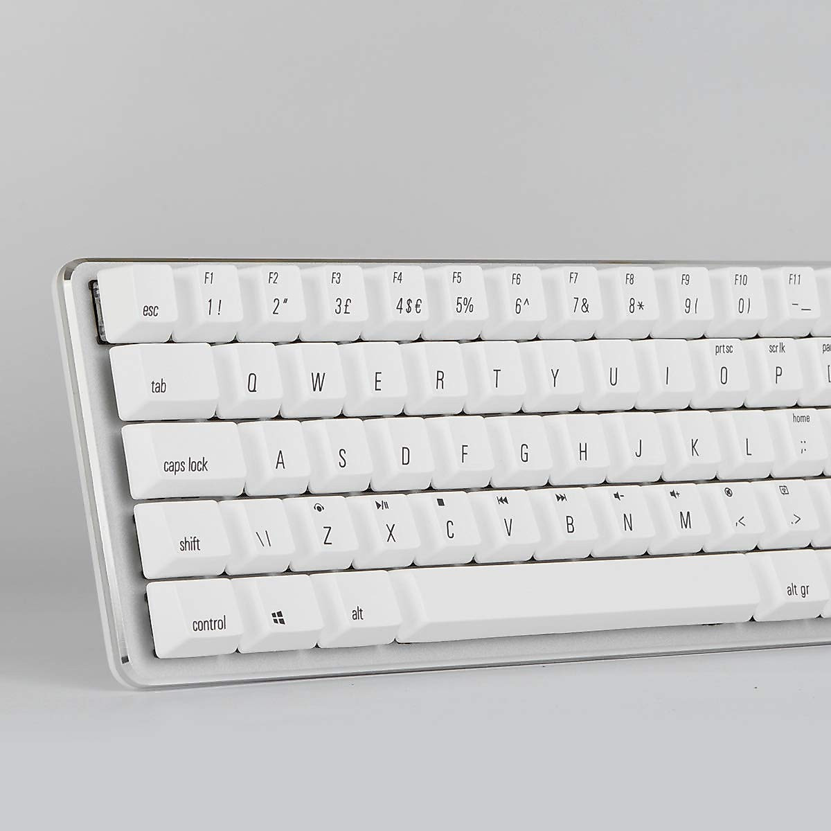 Qisan Mechanical Gaming Keyboard PBT Keycaps Gateron Blue Switch Mini 69 Keys(60%) Wired Keyboard with White Backlit UK QWERTY Layout Gaming Keyboard for Gaming Office