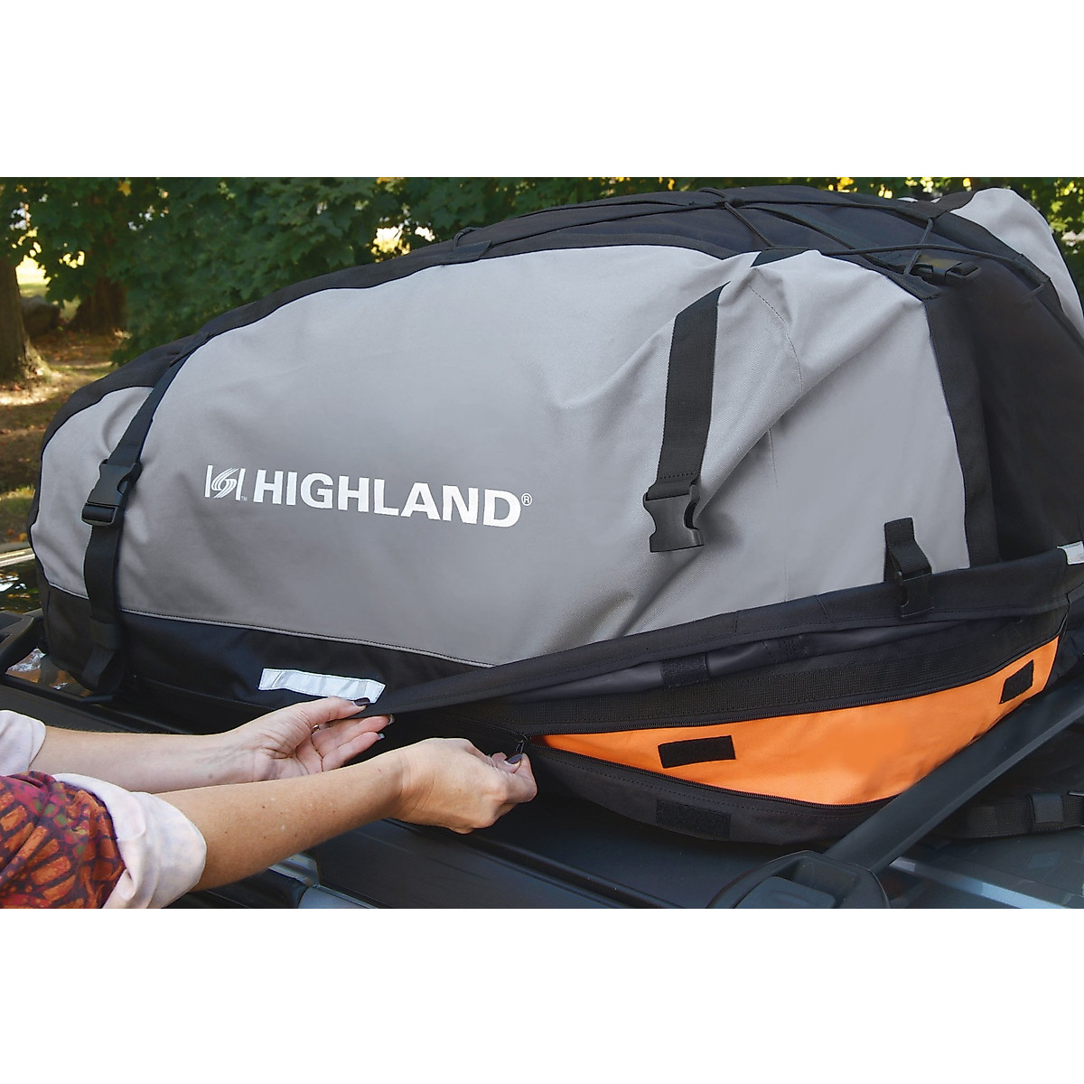 Highland 1039800 Black/Gray 10-15 cu.ft. Expandable Car Top Bag