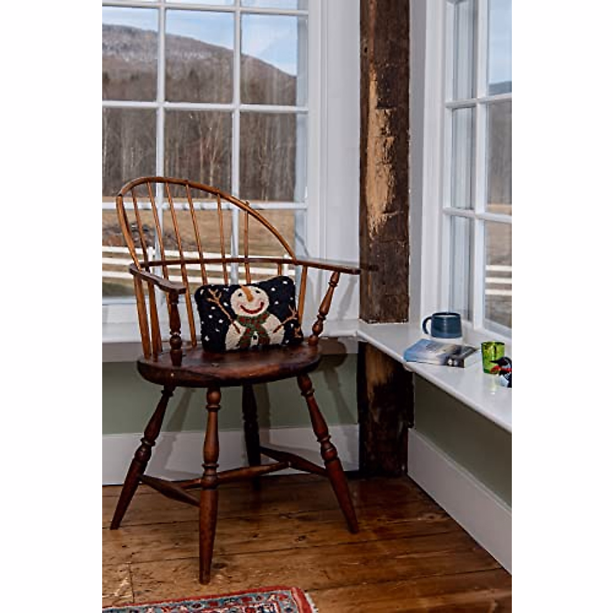 Chandler 4 Corners Artist-Designed Happy Snowman Hand-Hooked Wool Decorative Petite Throw Pillow (8” x 12”)