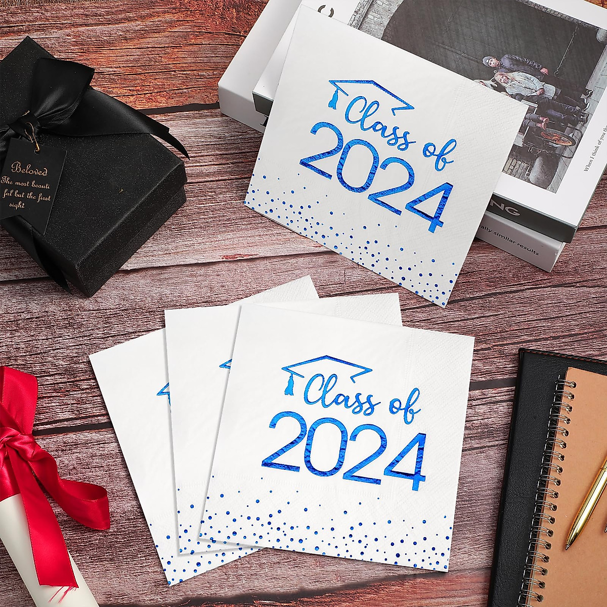 100Pcs Class of 2024 Graduation Napkins, Disposable Congrats Grad Paper Cocktail Napkins Square Foil Dot Hand Towels for 2024 School University College Graduation Party Decorations（Blue）