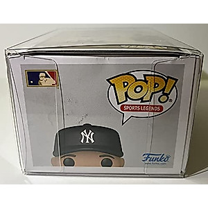 Funko Pop! Sports Legends Derek Jeter Shop Exclusive Figure #11 White