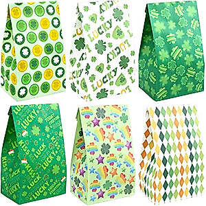 St Patrick's Day Paper Gift bag Shamrock Treat Bags Goodie Bags for Party Favors 24 Pack