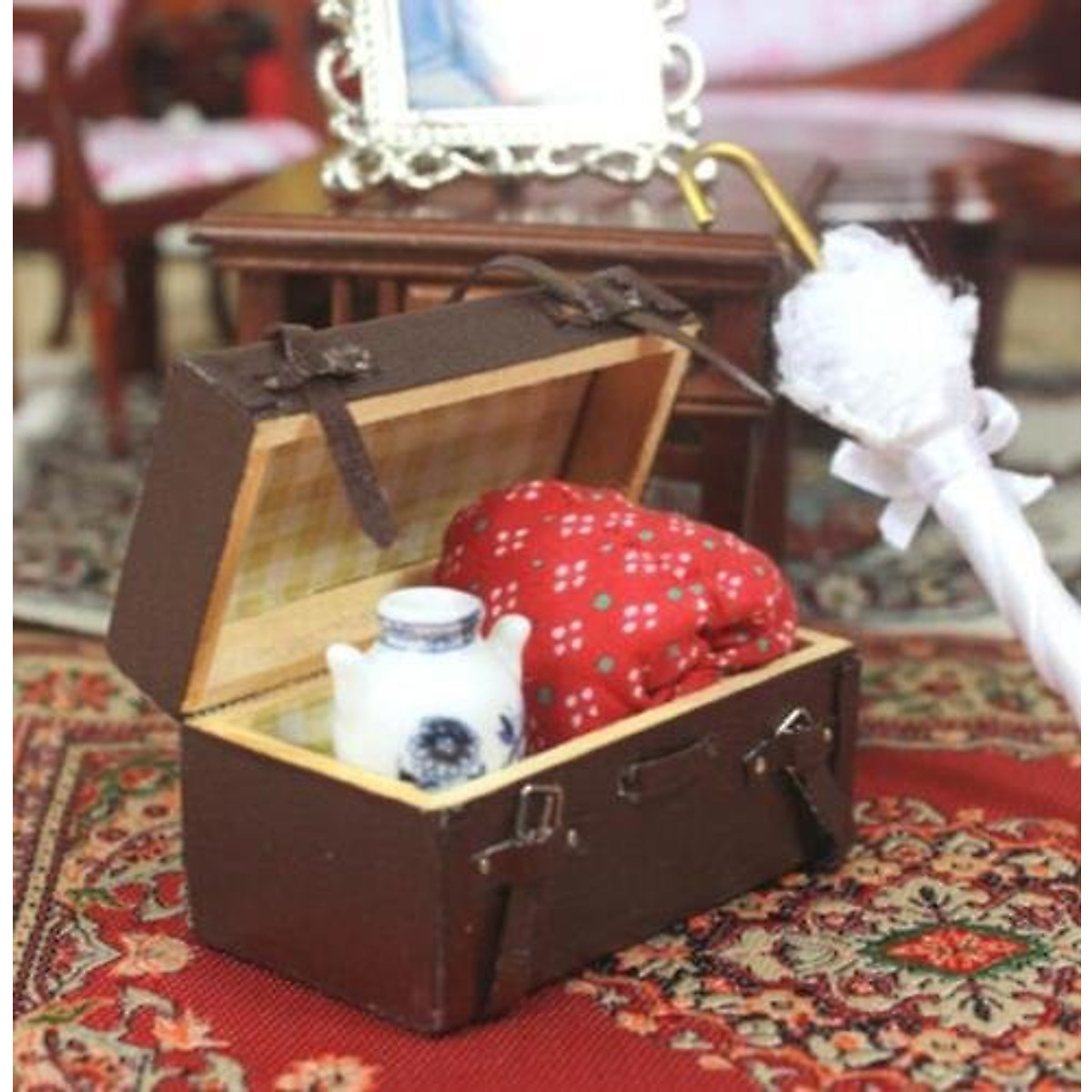 EatingBiting Dollhouse Miniature Doll Furniture Accessories 1:12 Dollhouse Miniature Vintage Brown Lugguage Box Trunk case Bag, Can Open and Close, Retro Elegant Vivid