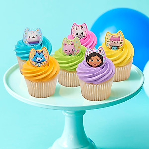 DecoPac DreamWorks Gabby's Dollhouse Rings, 24 Cupcake Decorations Featuring Gabby, Pandy Paws, Irresistible Kitty Characters, and Super Fun Adventures! - 24 Pack