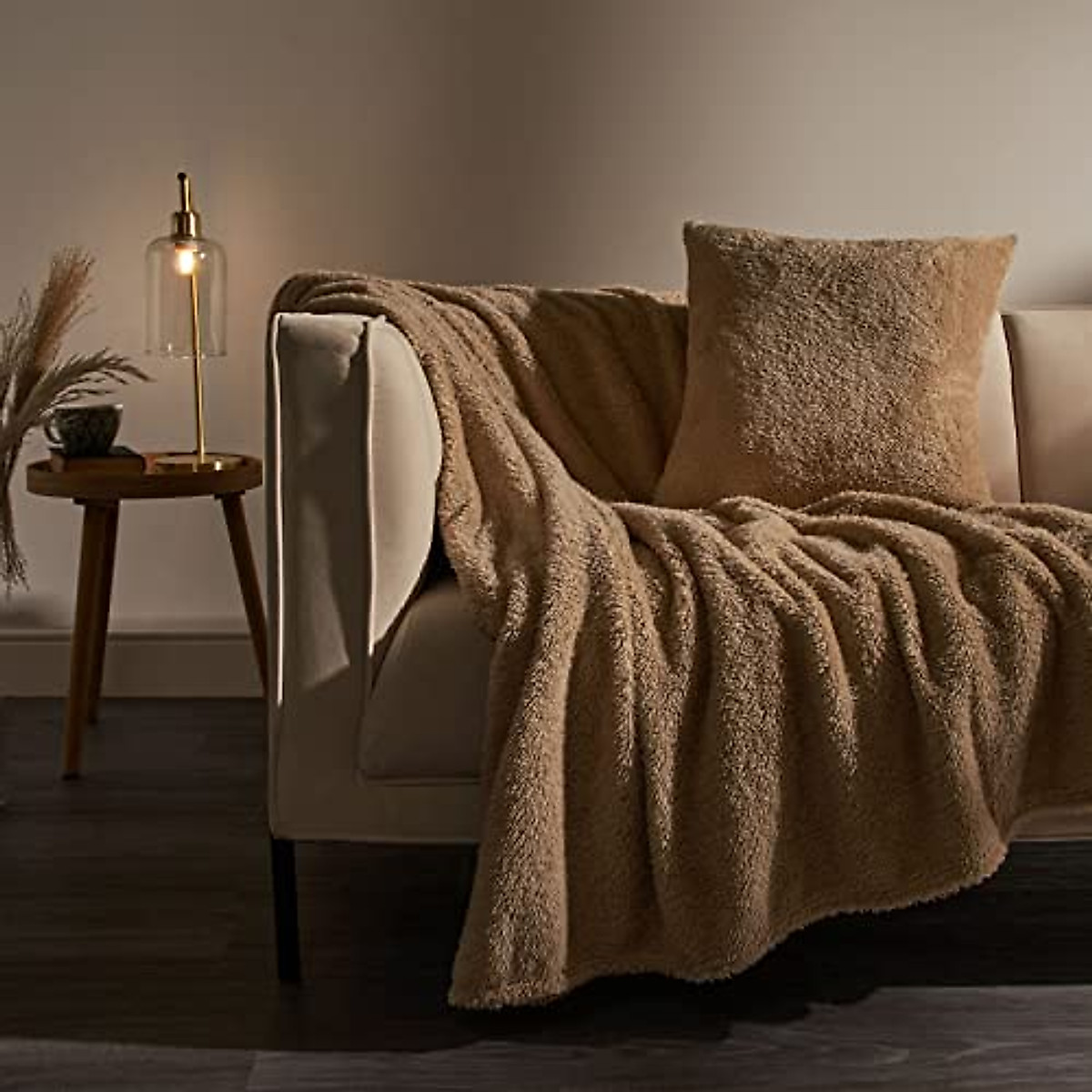 Brentfords Fluffy Sherpa Fleece Blanket Large Throw Over Bed Plush Super Soft Warm Sofa Bedspread, Taupe Tan Beige - 60" x 80"