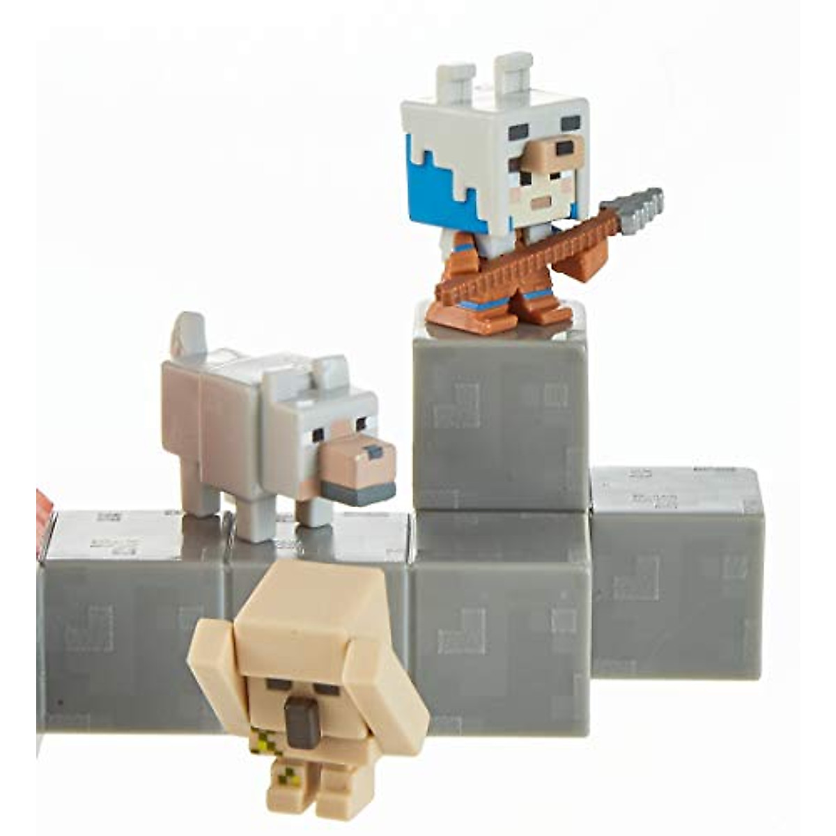 Mattel Minecraft Dungeons Redstone Monstrosity Mangle with Redstone Monstrosity, Armored Valorie, Iron Golem, Summoned Wolf, Battle in a Box, Gift for Kids Age 6 and Older