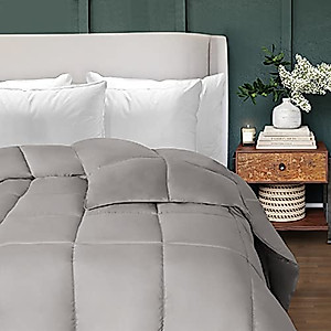 SUPERIOR Down Alternative All Season Comforter, Medium Fill Weight, Perfect for Winter and Summer, Bedding for Bed, Breathable and Comfortable Bedding Duvet Inserts & Bed Sets, King Size, Silver