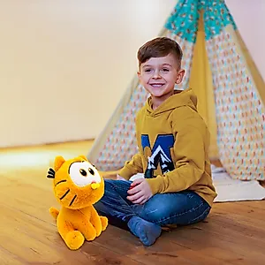 Adenzai 2024 Garfield Cat Plush Toy, Soft and Cuddly Stuffed Animal Pillow, Ideal Christmas and Birthday Gift for Kids