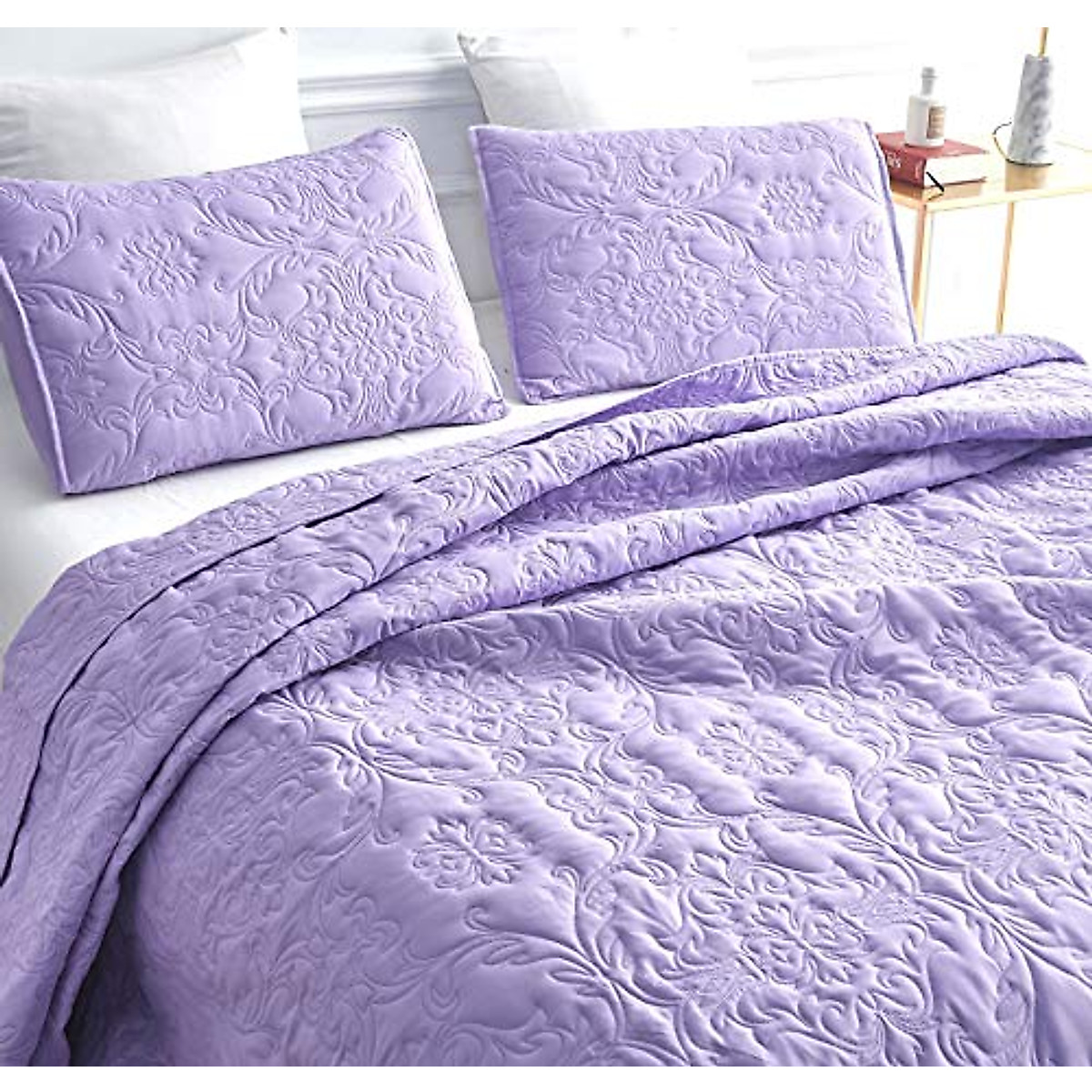 Sophia and William 3 Pieces Quilt Set Queen/Full Size with 1 Quilt and 2 Pillow Shams, Reversible Microfiber Bedding Bedspread Coverlet Set, Cozy, Lightweight and Hypoallergenic, Purple