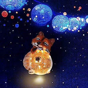 Garden Décor Cute Fox Sculptures & Statues Cat Figurine Holding Magic Ball with Solar LED Lights, Perfect Yard Gift Solar Garden Decoration for Patio Landscape Lawn Porch, Ornament (Fox)