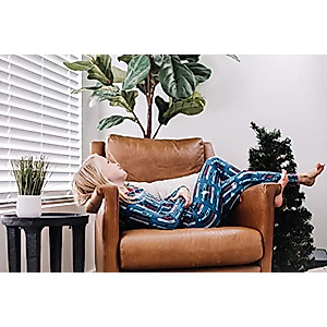 KicKee Print Long Sleeve Pajama Set, Ultra Soft and Snug Fitting PJs, Matching Top and Bottom Sleepwear Set, Newborn to Baby to Kid Pajamas (Twilight Skis - 6 Years)