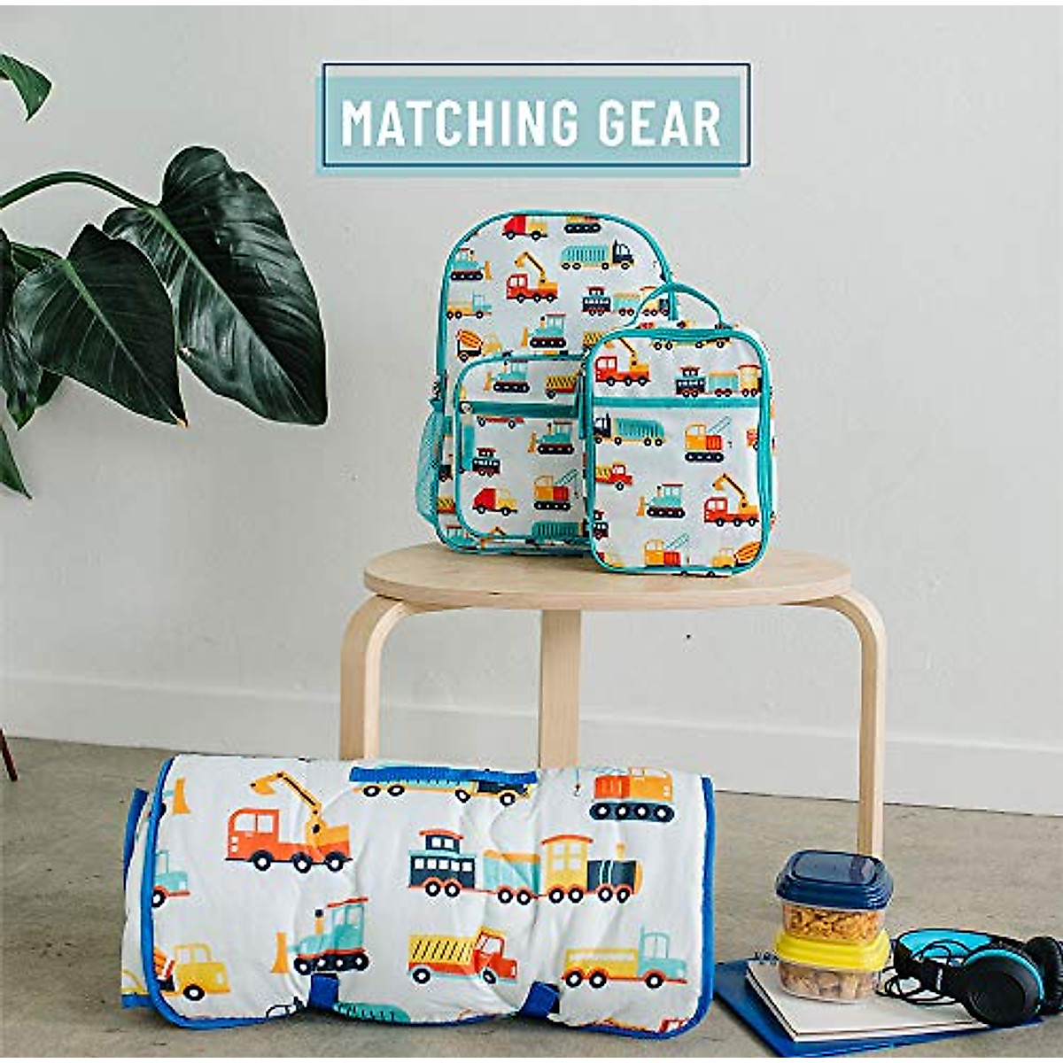 Wildkin Day2Day Kids Lunch Box Bag for Boys & Girls, Perfect for Elementary Lunch Box for Kids, Easy Access Front Pocket, Ideal for Packing Hot or Cold Snacks for School & Travel (Modern Construction)