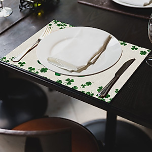 Ciwolce Green White Shamrock St Patricks Day Placemat Set of 4, Saint Patty's Day Kitchen Dining Table Mat Home Indoor Decoration