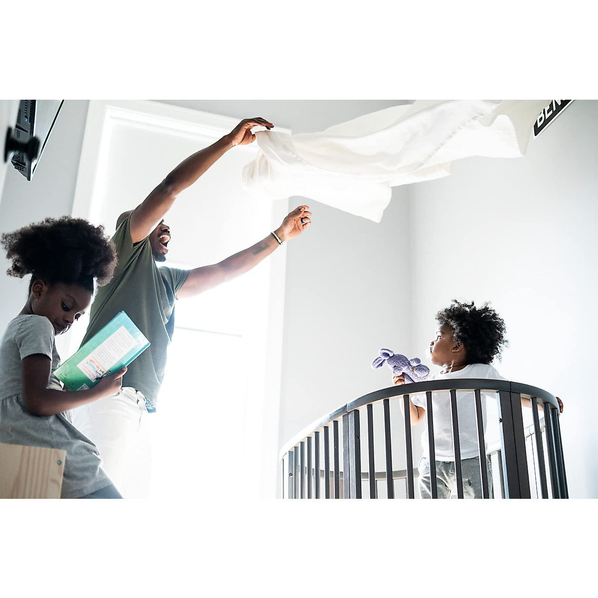 Ultra Sensitive Laundry Detergent w/ Lavender for Baby or Adult - Earth Friendly, Sensitive Skin, Sulfate-Free, Plant Based - by Dinobi | 32 Ounce | Environmentally Friendly, Hypoallergenic and Skin Safe, Vegan, and Safe for HE Washers!