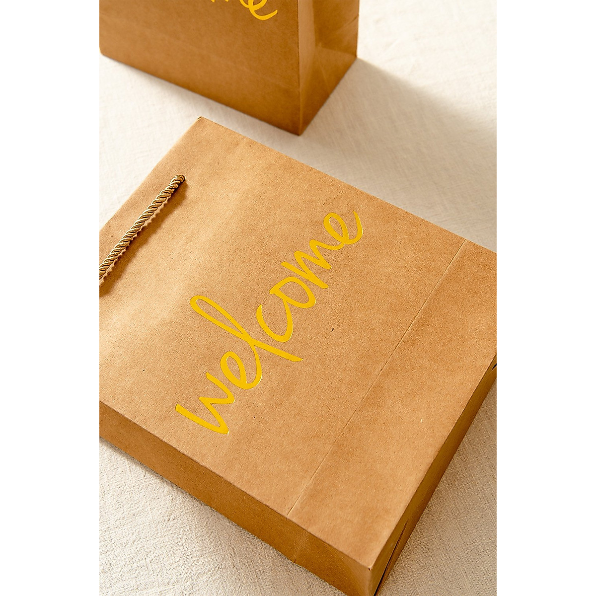 Crisky Welcome Gift Bags 25 Pcs Wedding Welcome Bags for Hotel Guests Shopping Bags Party Bags Gift Bags Retail Bags， 4x8x10 inch