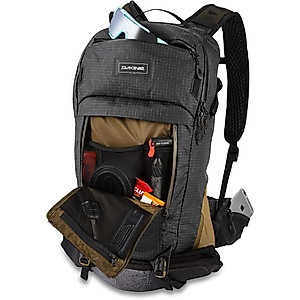 Dakine Seeker 18L Backpack Black