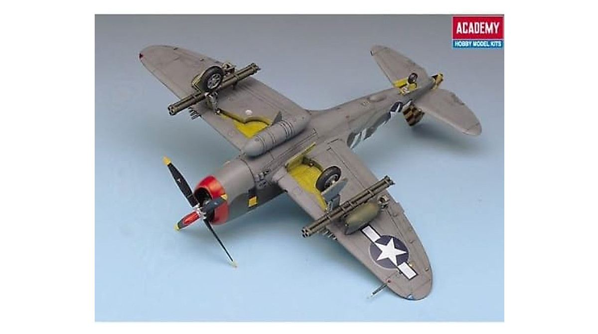 P-47D Thunderbolt Razorback Model Kit - Detailed WWII Fighter